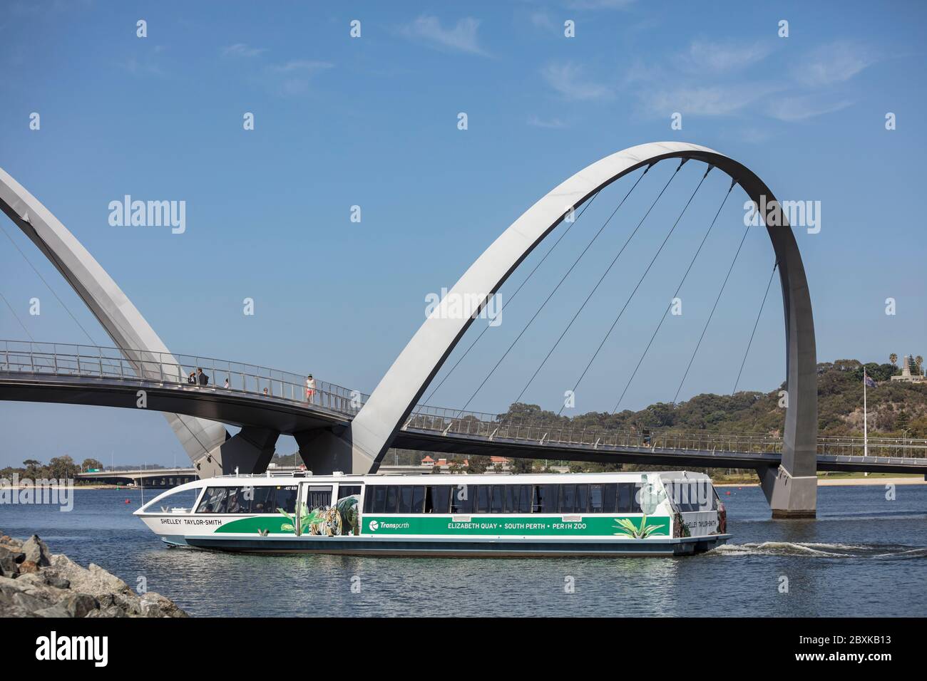 Arched pedestrian bridge hi-res stock photography and images - Alamy