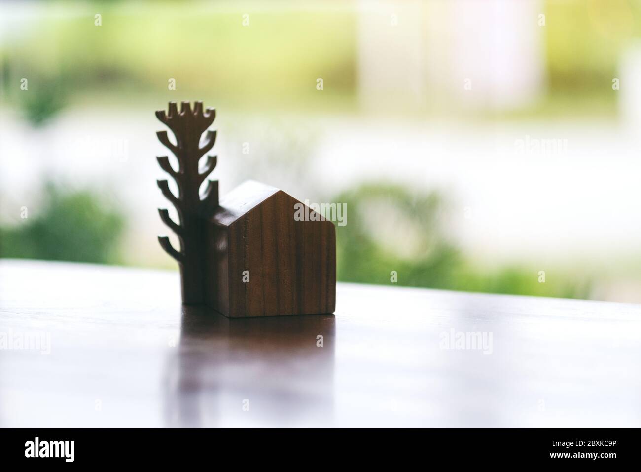 Tangram houses hi-res stock photography and images - Alamy