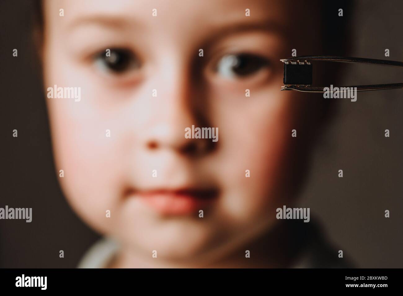Chipping technology hi-res stock photography and images - Alamy