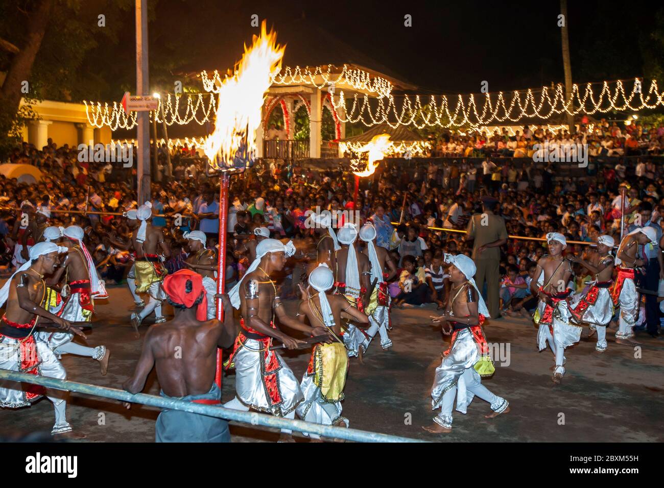Pathuru dancers hi-res stock photography and images - Alamy