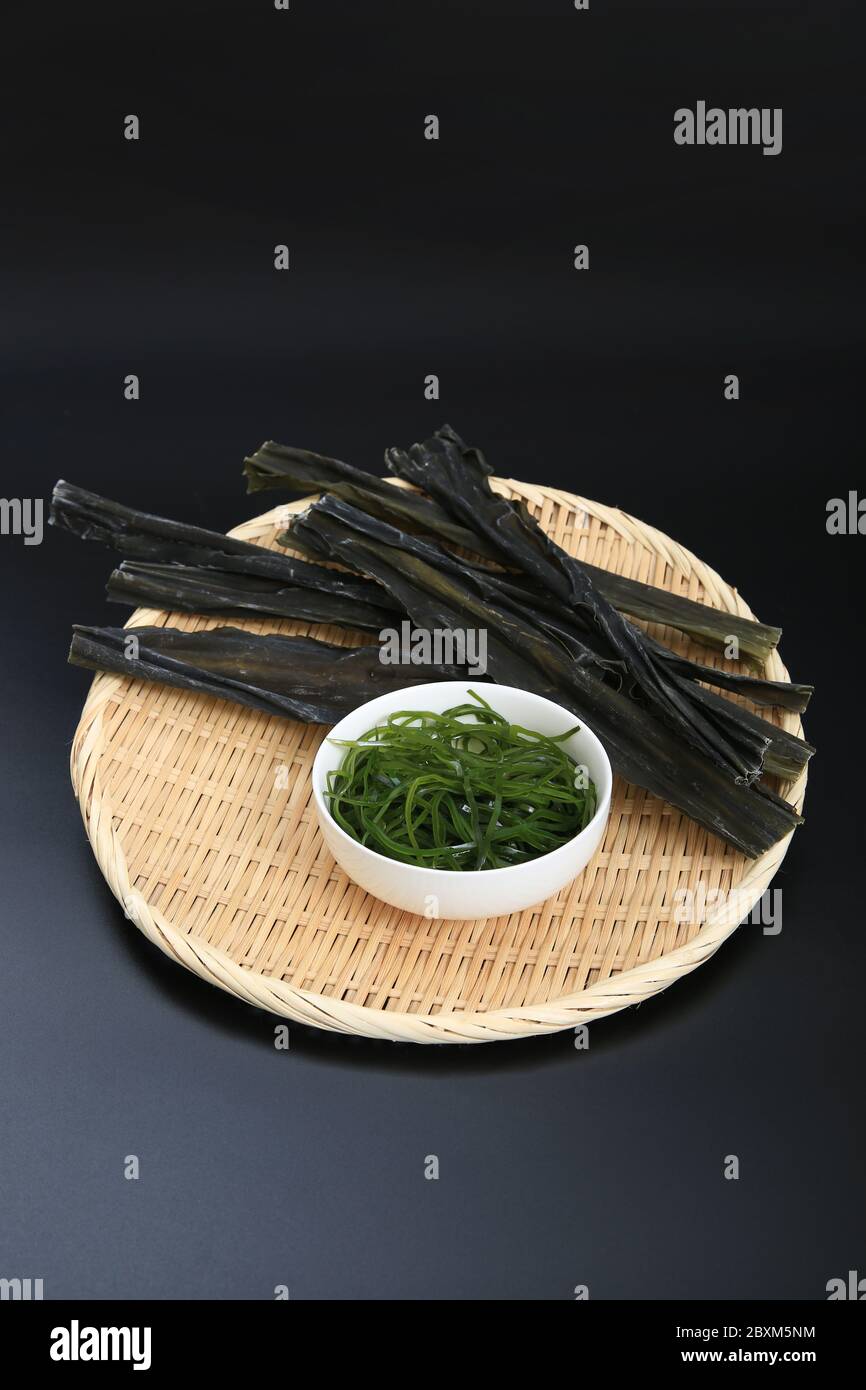 Chopped Sea Tangle Stock Photo - Alamy