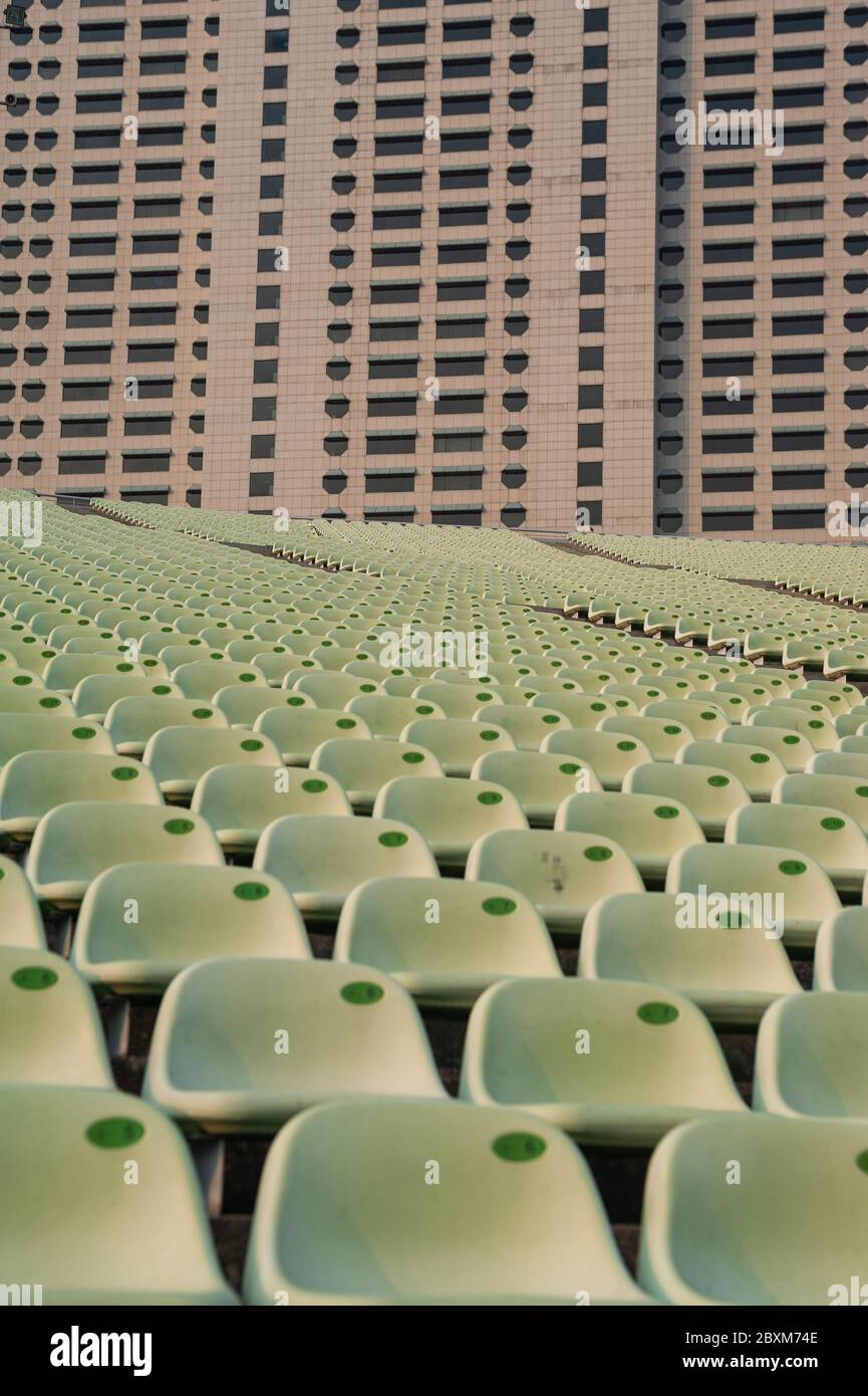 07.11.2019, Singapore, Republic of Singapore, Asia - Empty rows of ...