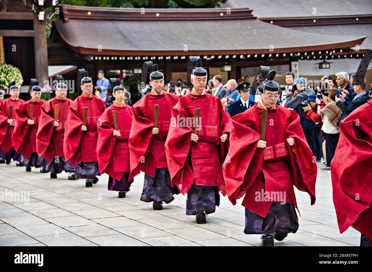 Kannushi hi-res stock photography and images - Alamy