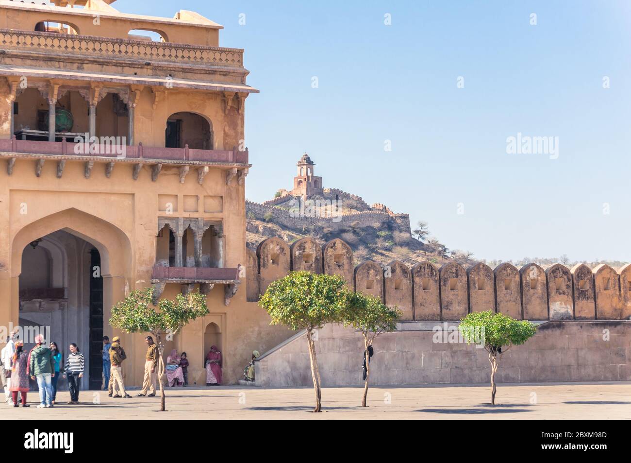 Moon gate hi-res stock photography and images - Alamy