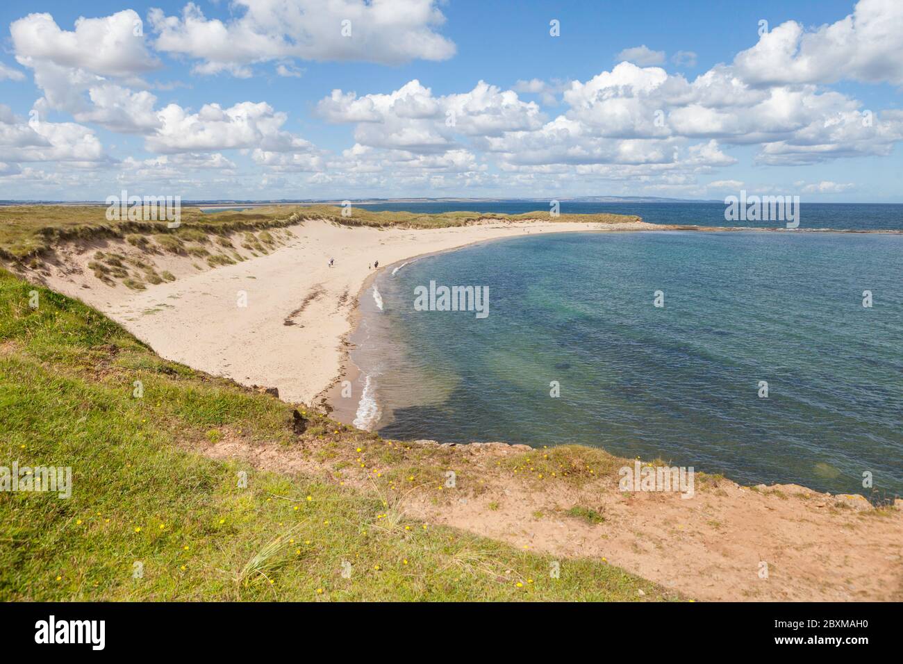 Holy island beach hi-res stock photography and images - Alamy