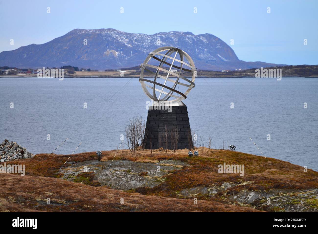 Arctic Circle monument on the island of Hestmannoy. Norway Stock Photo - Alamy