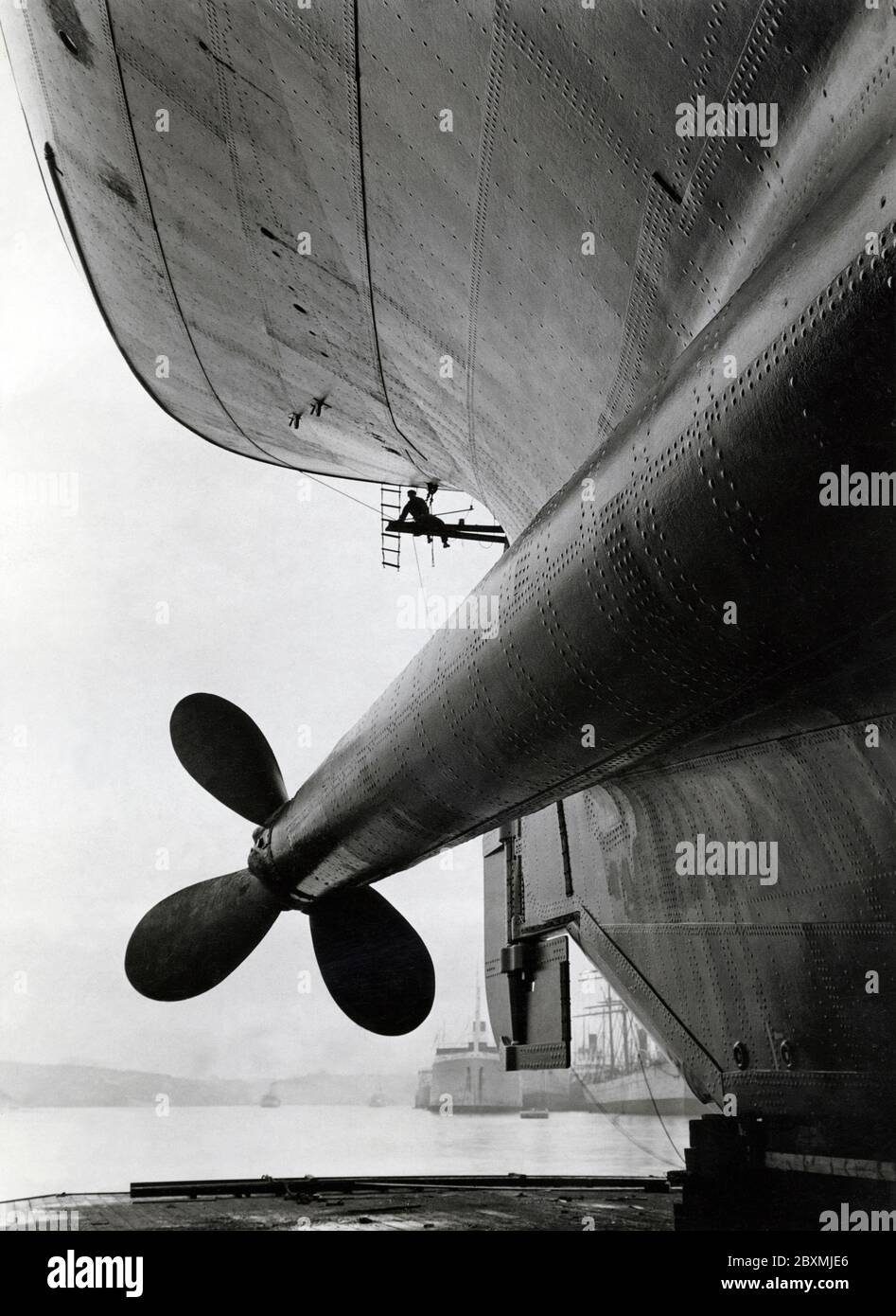 Cruise ships 1930s hi-res stock photography and images - Alamy
