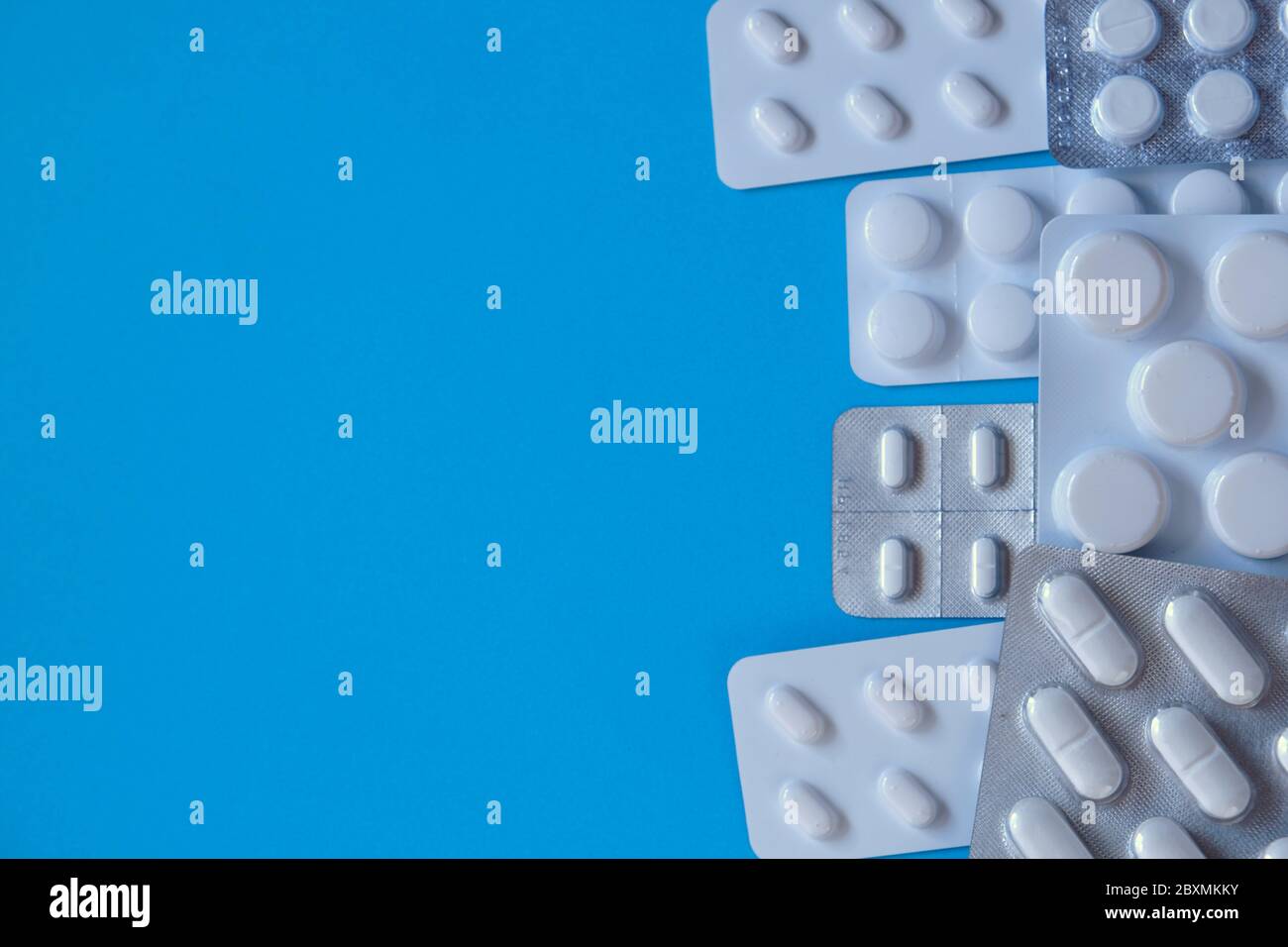 Medicinal drug hi-res stock photography and images - Alamy