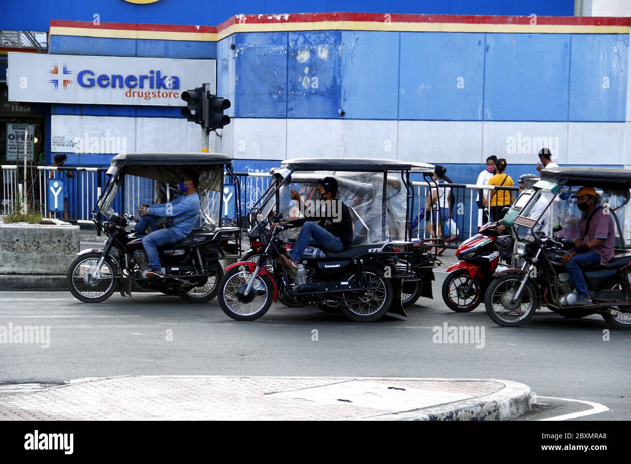 Antipolo city traffic light hi-res stock photography and images - Alamy