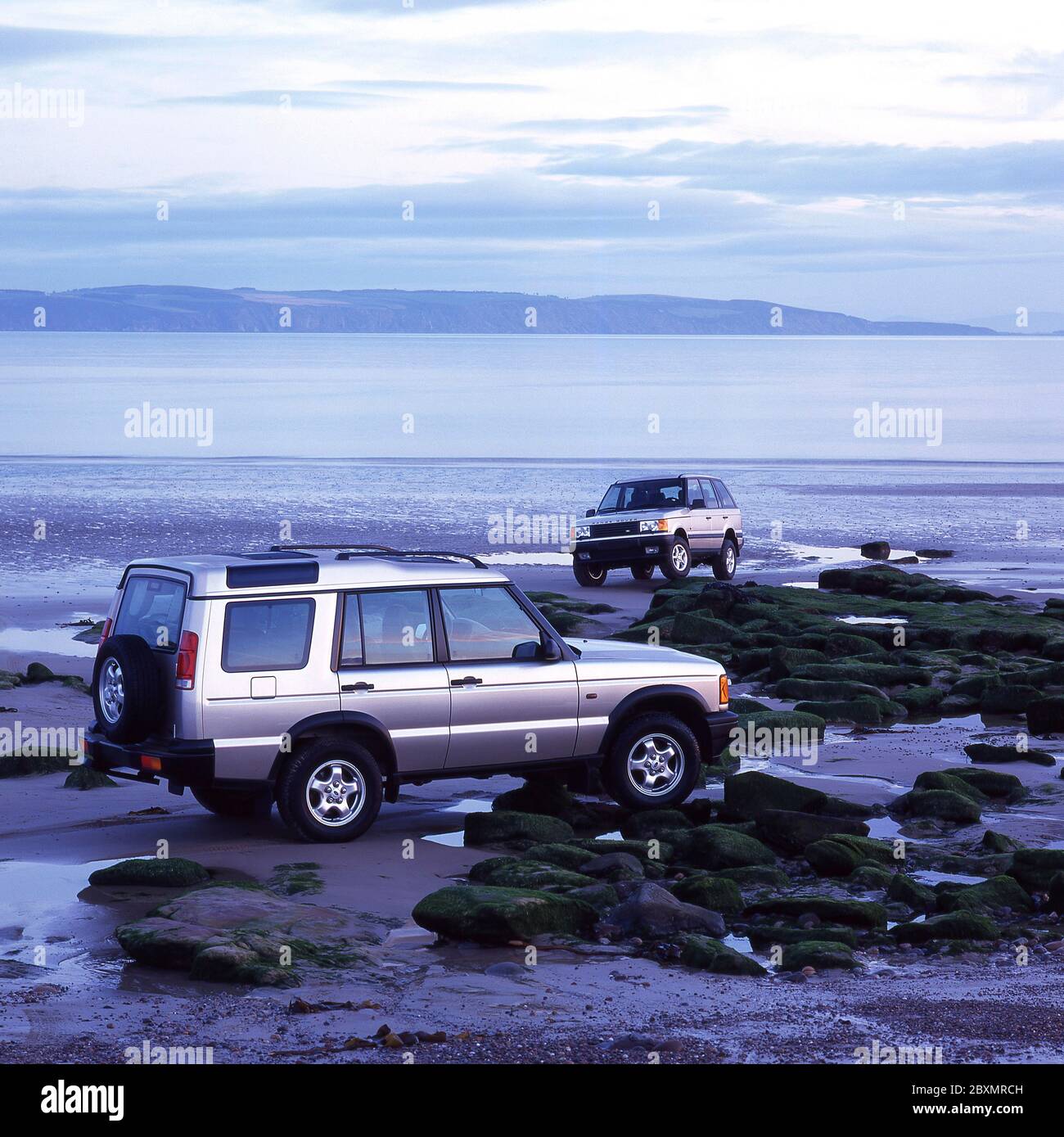 1999 land rover discovery series 2 and range rover hi-res stock ...