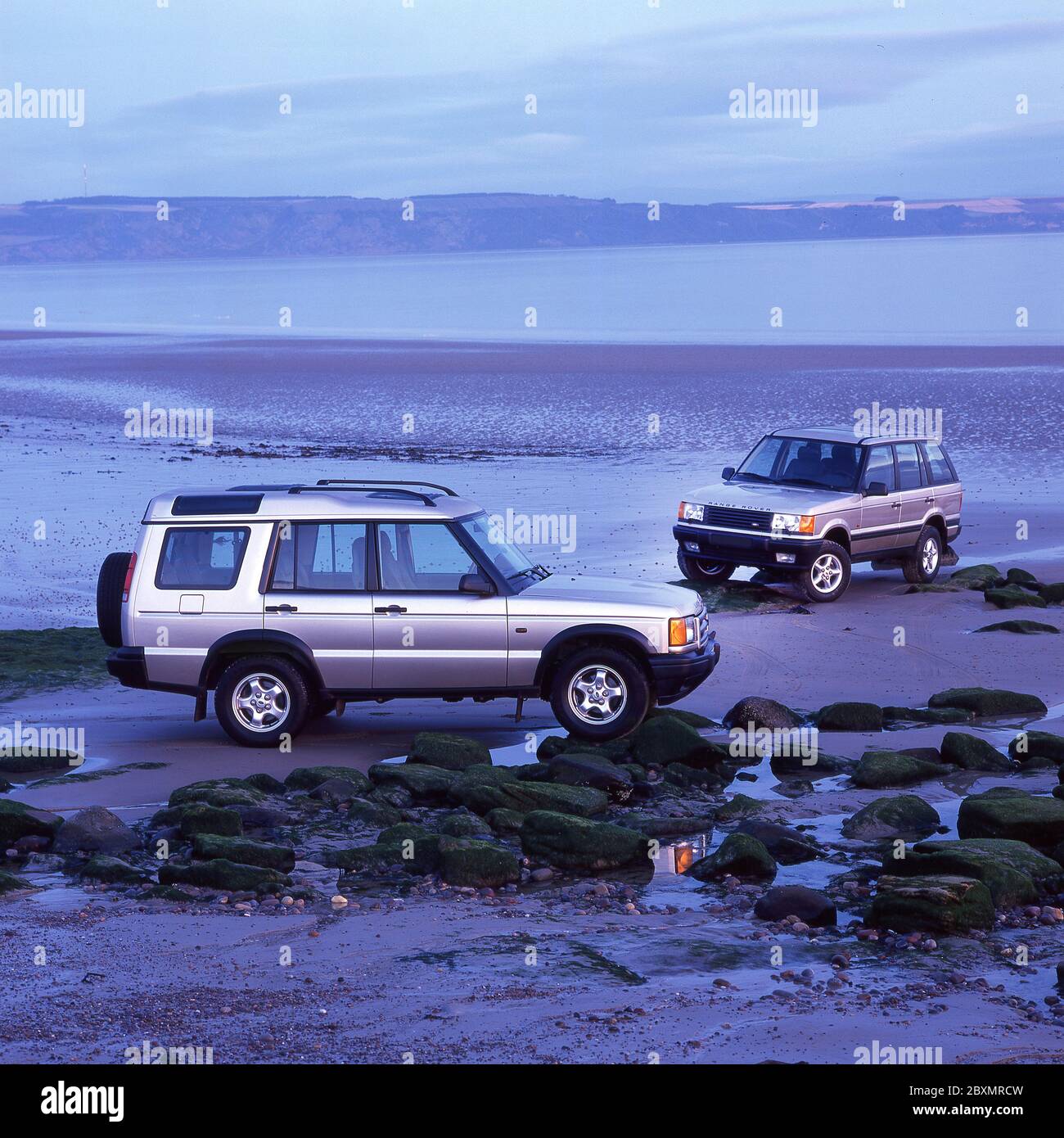 1999 land rover discovery series 2 and range rover hi-res stock ...