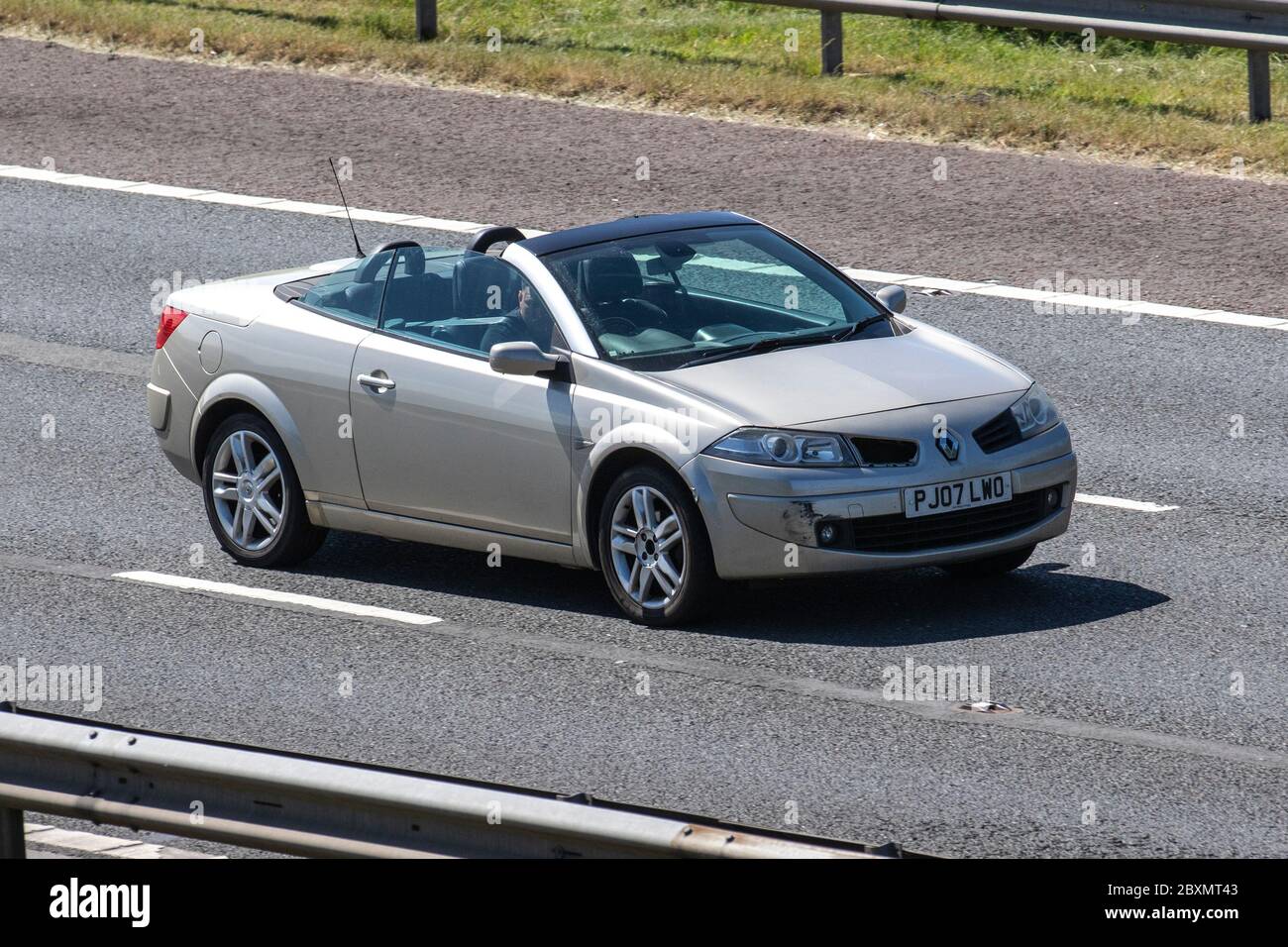 Renault megane dynam s vvt 111 hi-res stock photography and images - Alamy