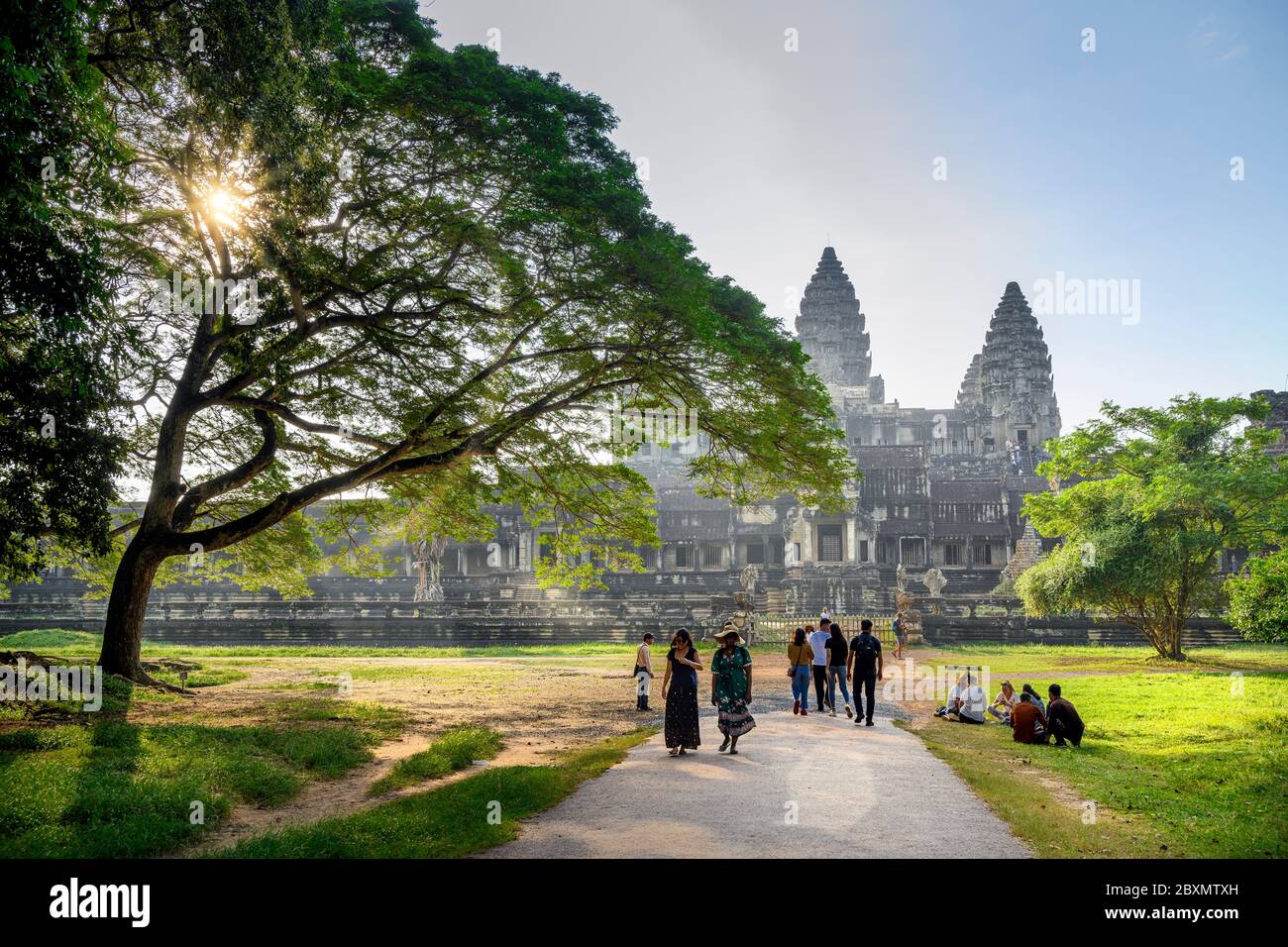 Angkor Wat (Constructed: Early-Mid 12th century, King/Patron ...