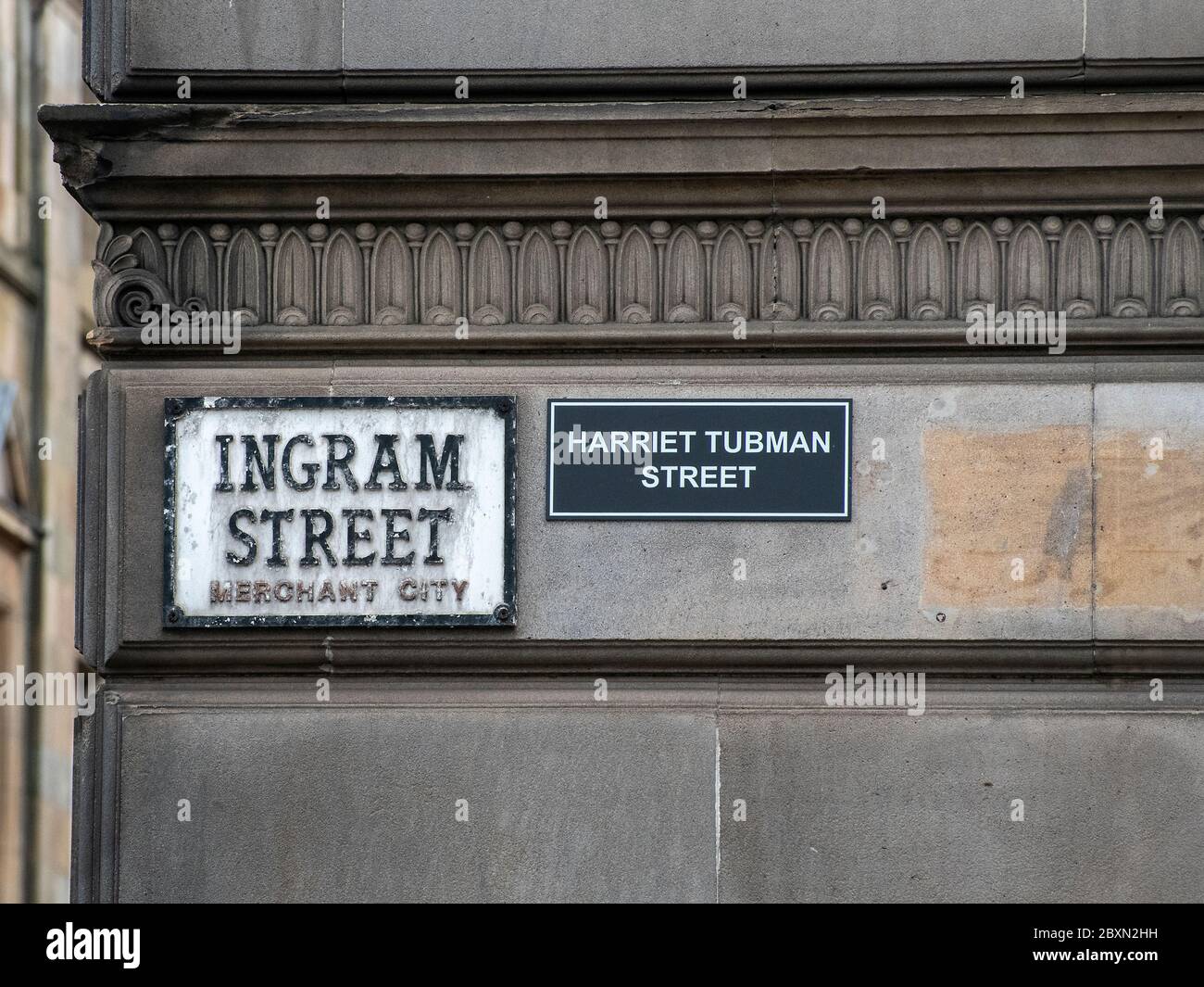 Glasgow, Scotland, UK. 6th June 2020: Two Glasgow street signs. Ingram ...