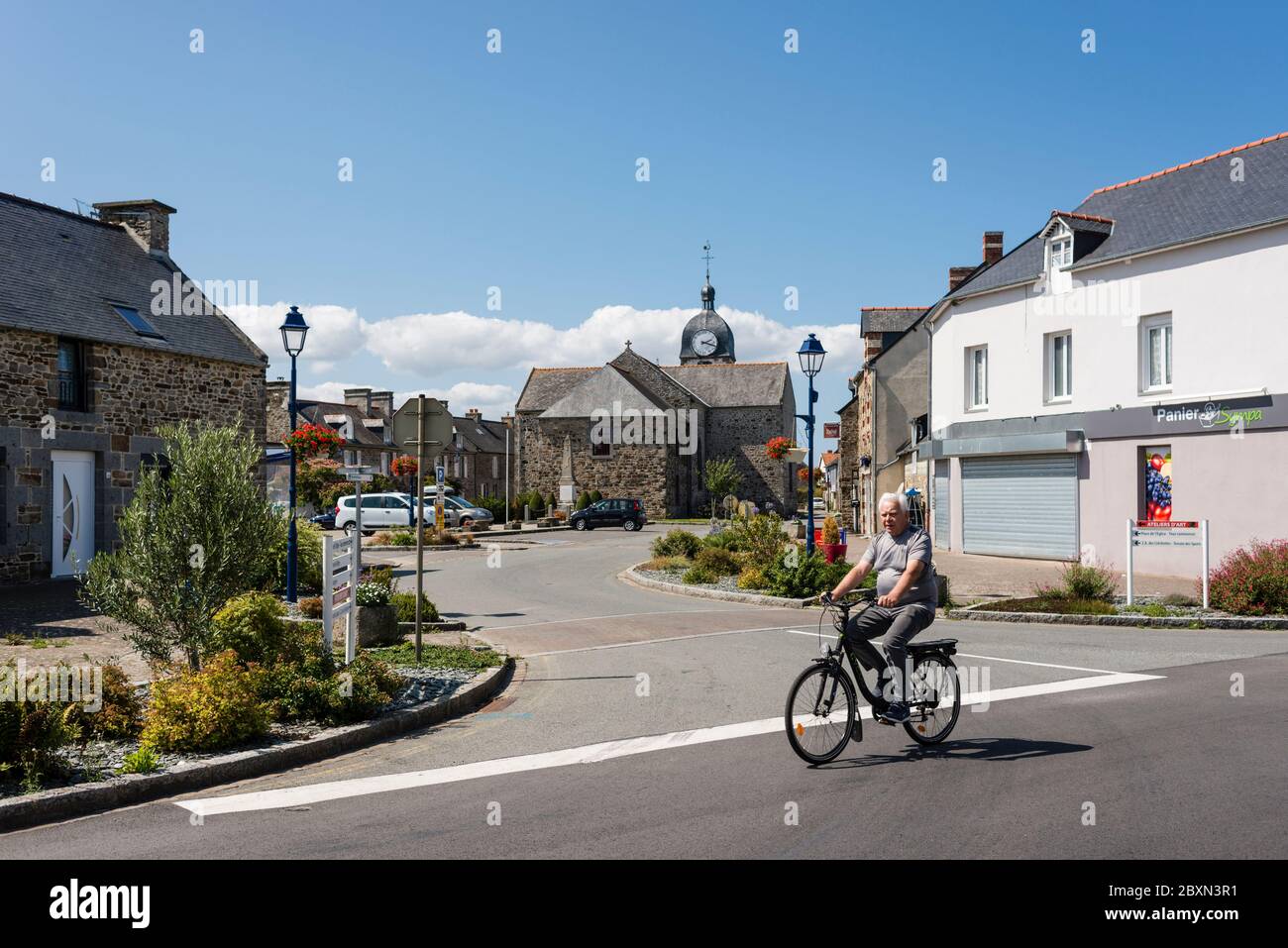 Le Vivier sur Mer, Brittany, France Stock Photo - Alamy