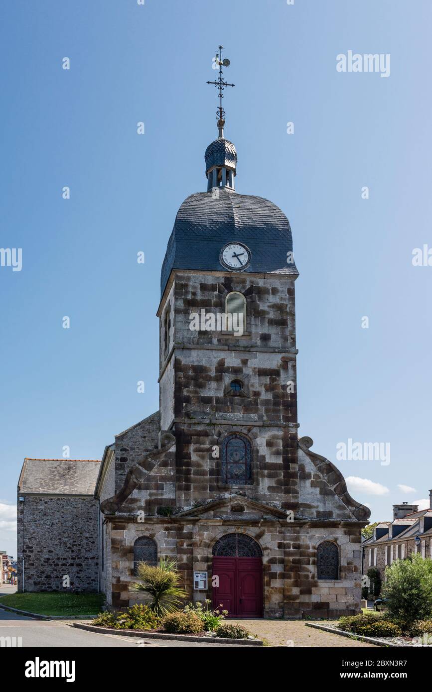 Le vivier sur mer hi-res stock photography and images - Alamy