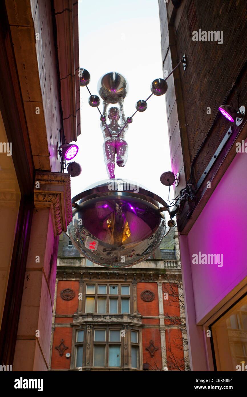 Gee's Ct, London Stock Photo - Alamy