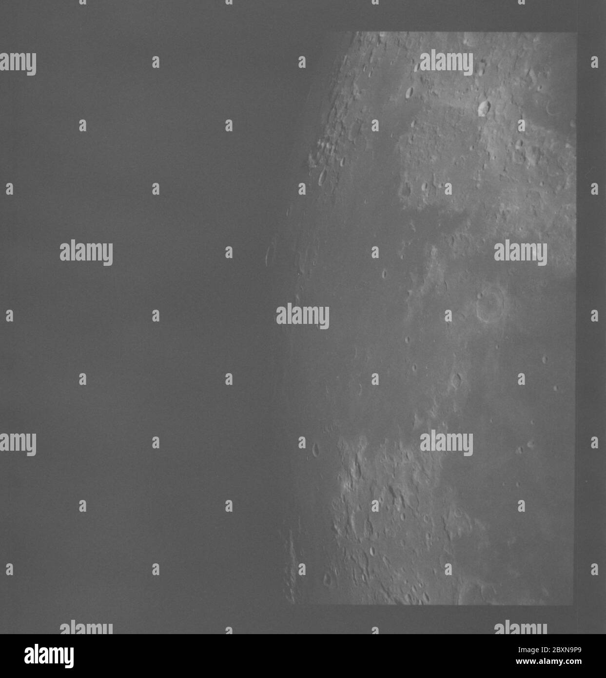 AS08-18-2859 - Apollo 8 - Apollo 8 Mission image, Moon, Messier ...