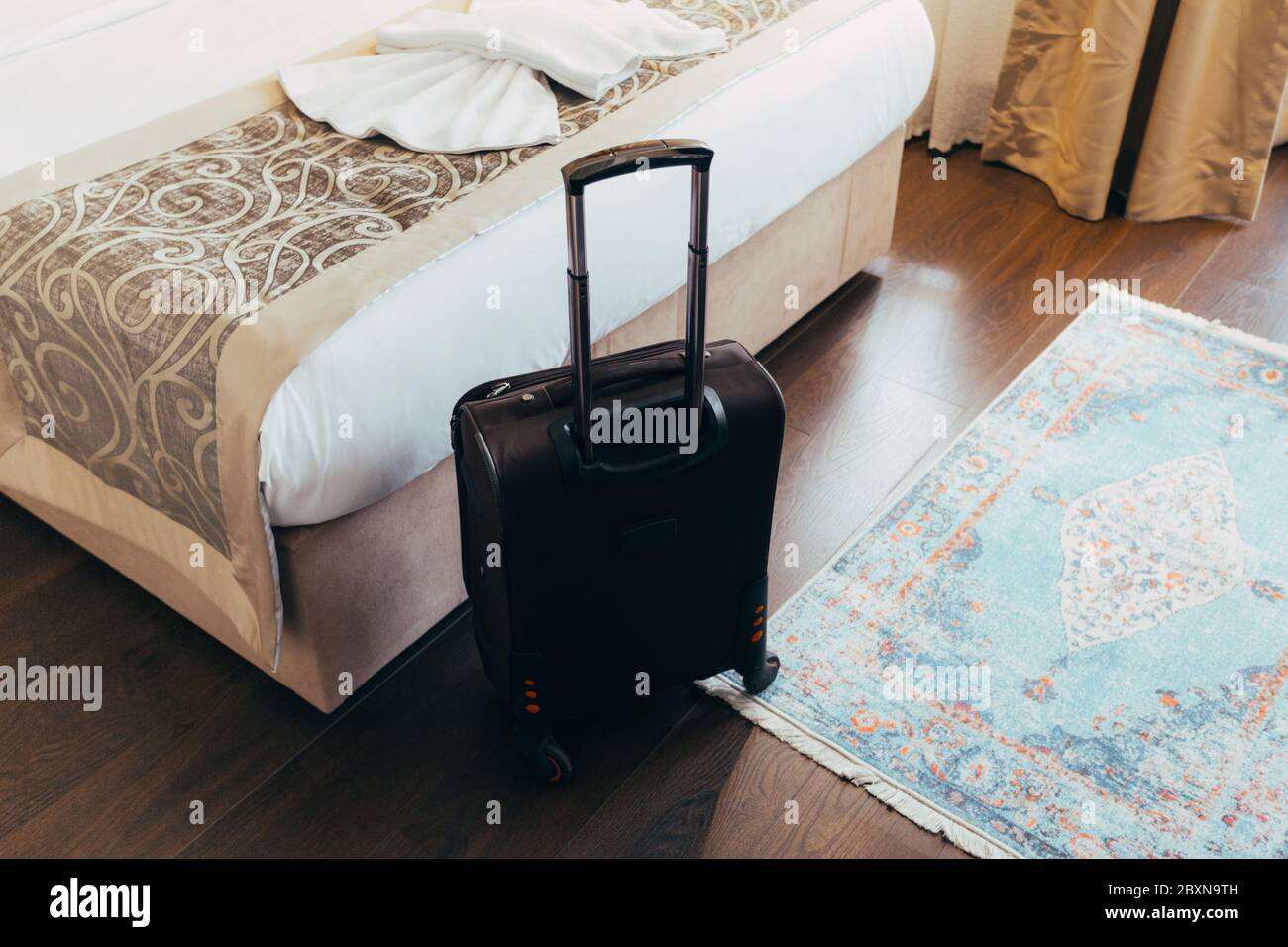Luggage in the hotel room Stock Photo - Alamy