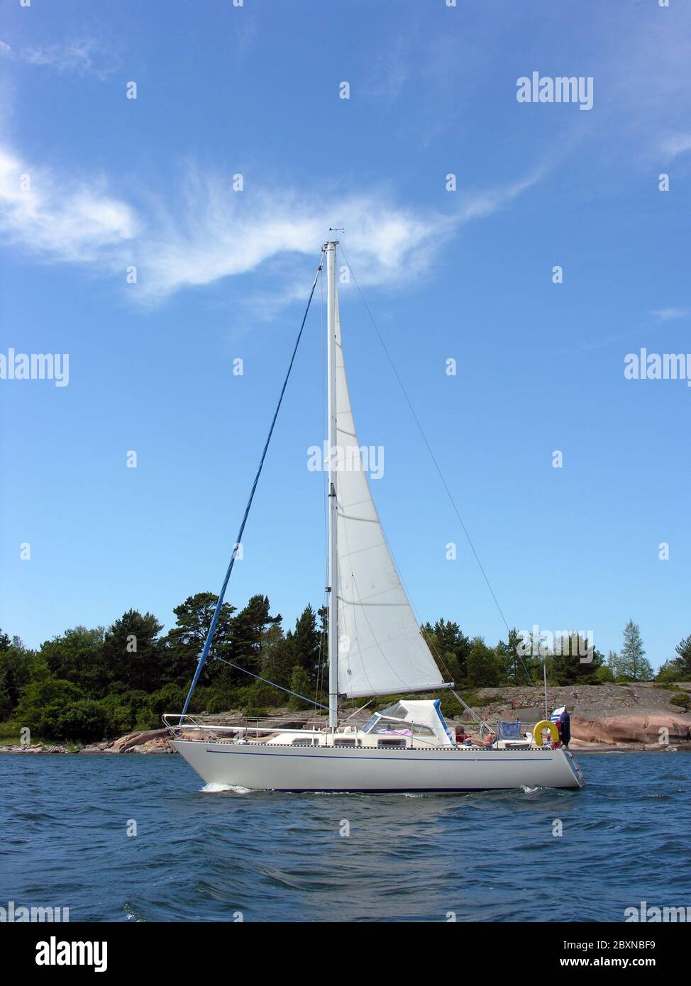 Running water vessel hi-res stock photography and images - Alamy