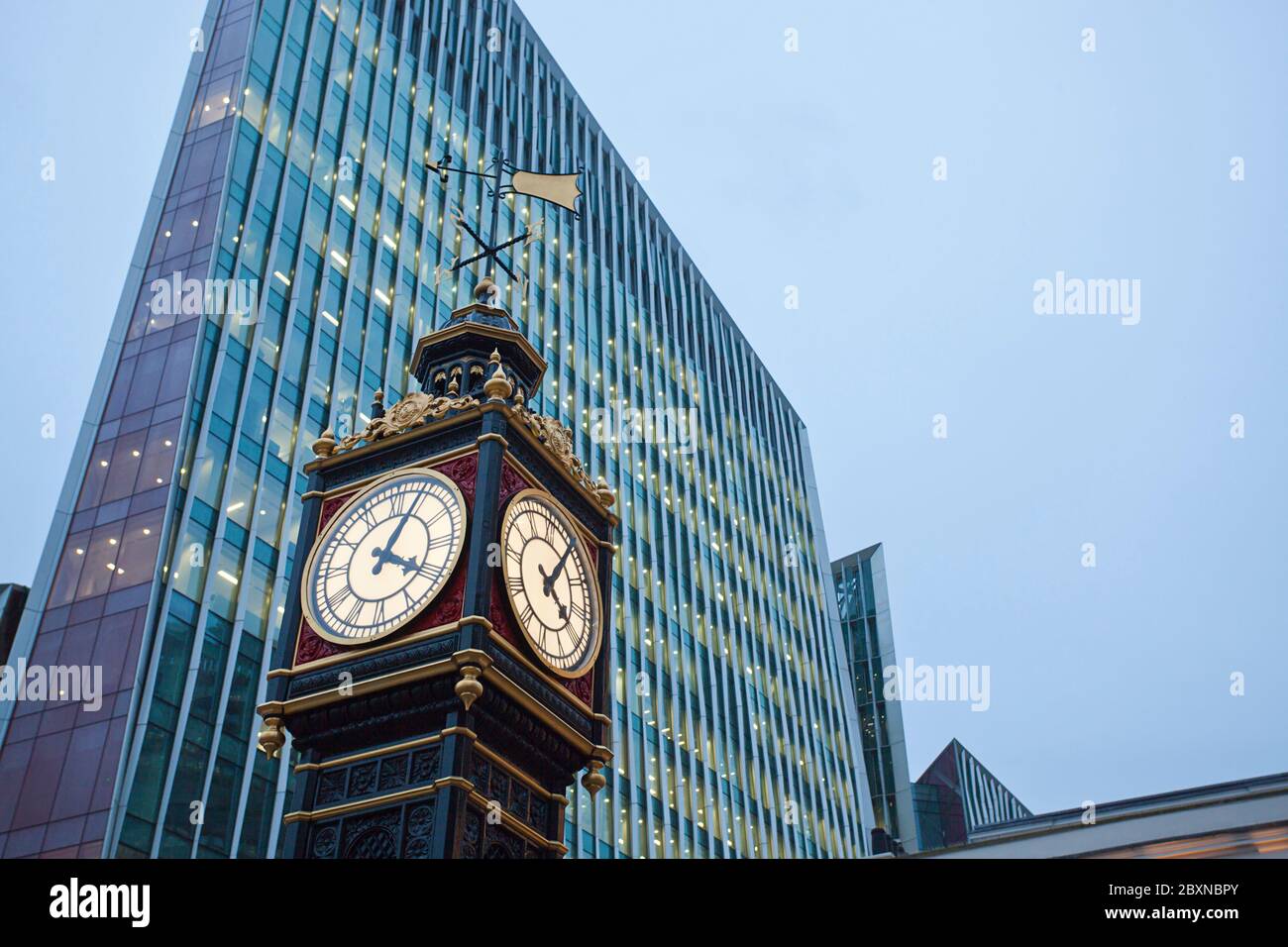 Little ben clock tower hi-res stock photography and images - Alamy