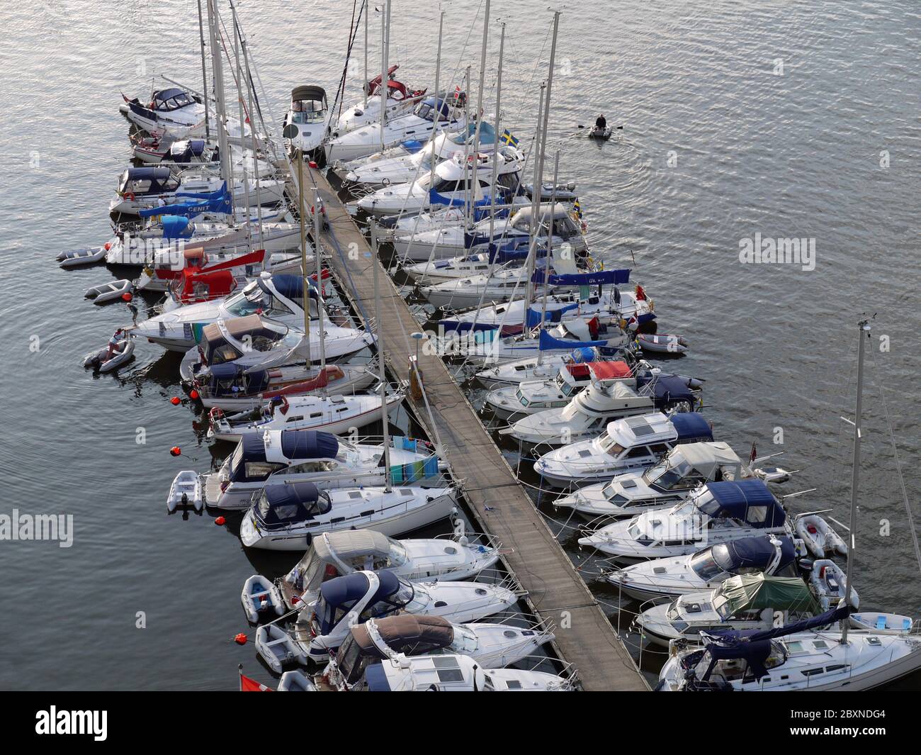Guest jetty hi-res stock photography and images - Alamy