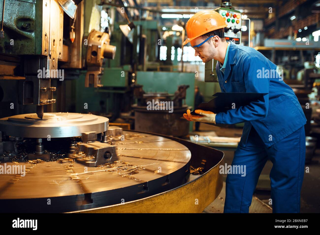Stanging hi-res stock photography and images - Alamy