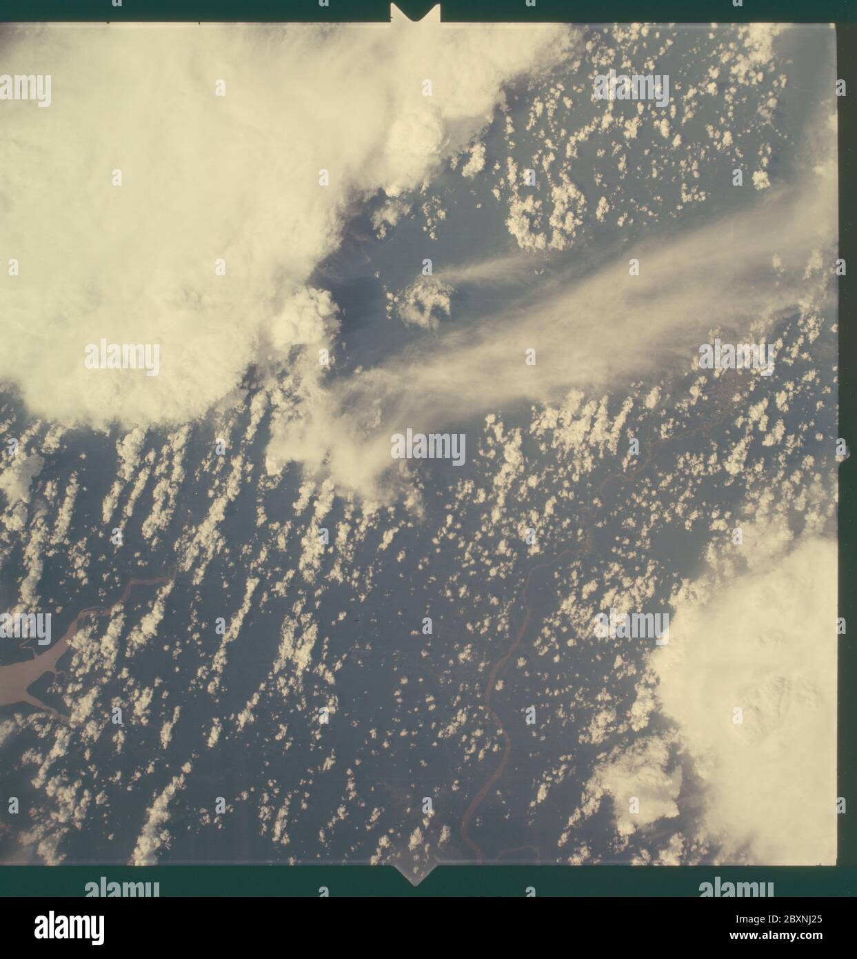 AS06-02-0993 - Apollo 6 - Apollo 6 Mission Image - Gabon; Scope and ...