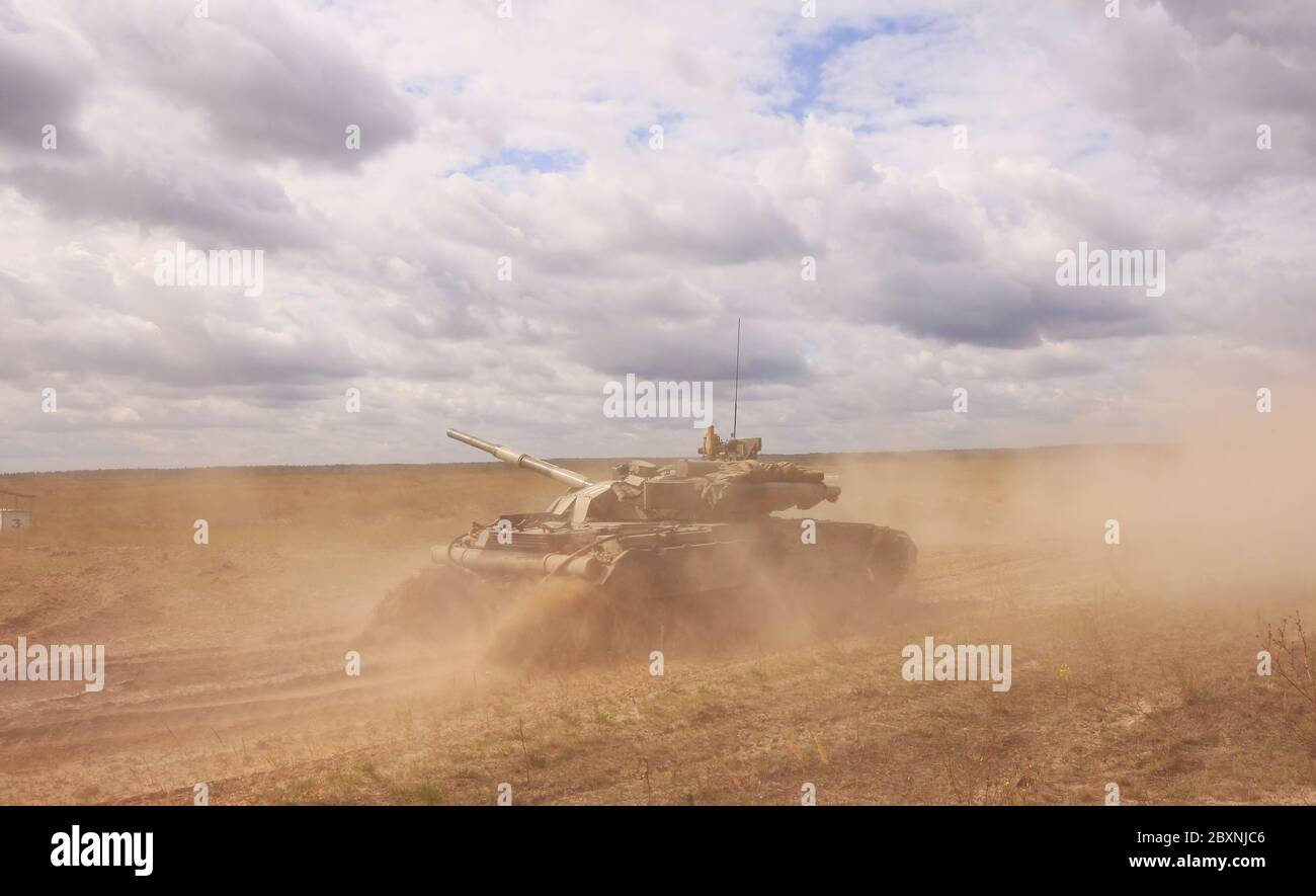 T-64BM Bulat tank Stock Photo - Alamy