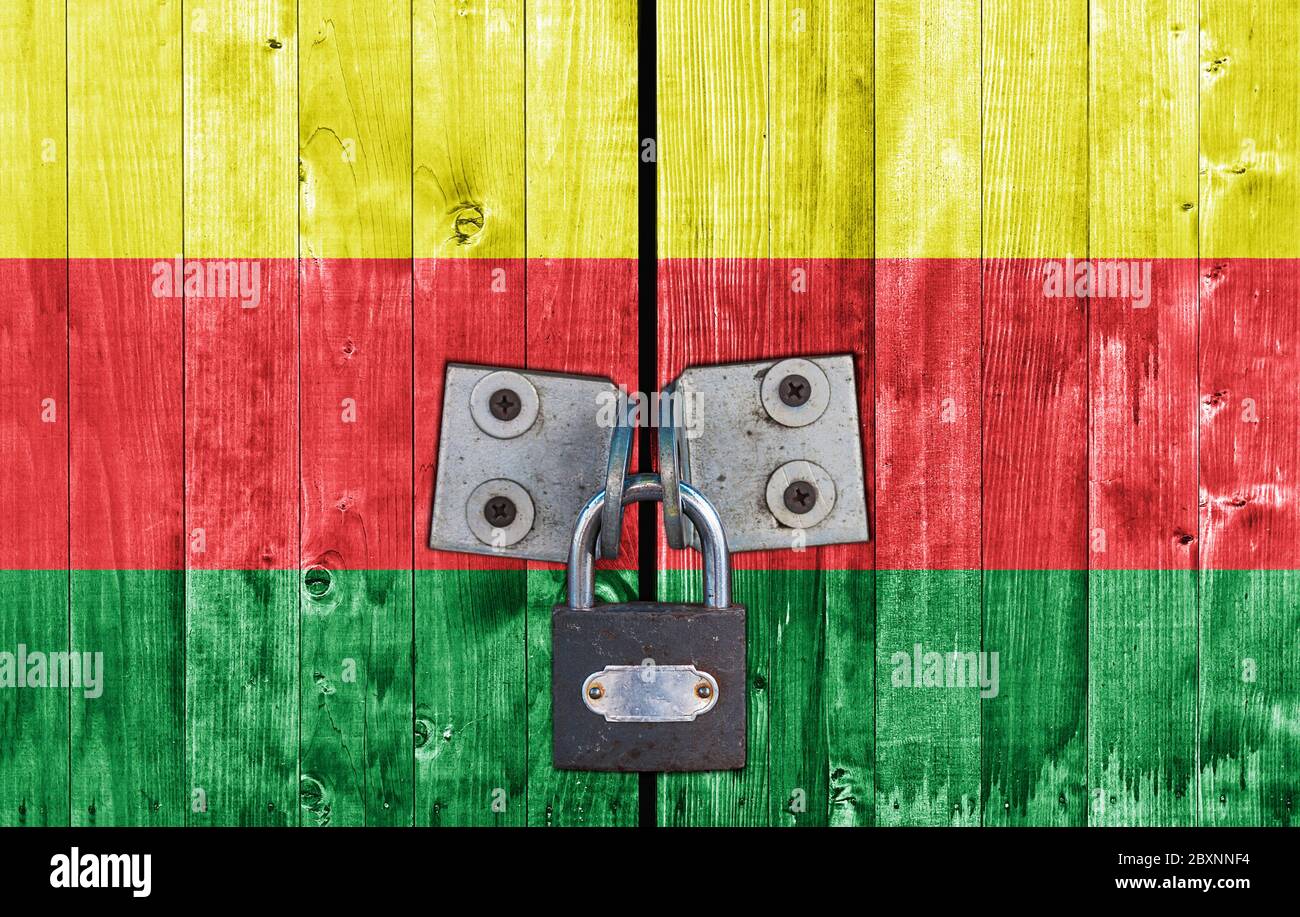 Syrian Kurdistan flag on door with padlock Stock Photo - Alamy