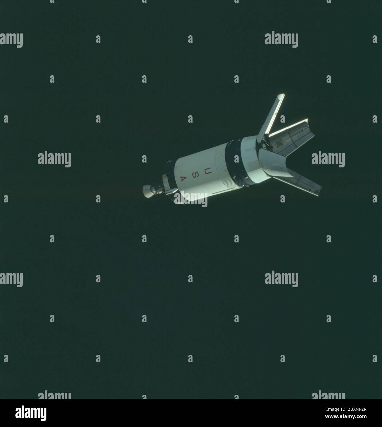 11 04 1967 hi-res stock photography and images - Alamy