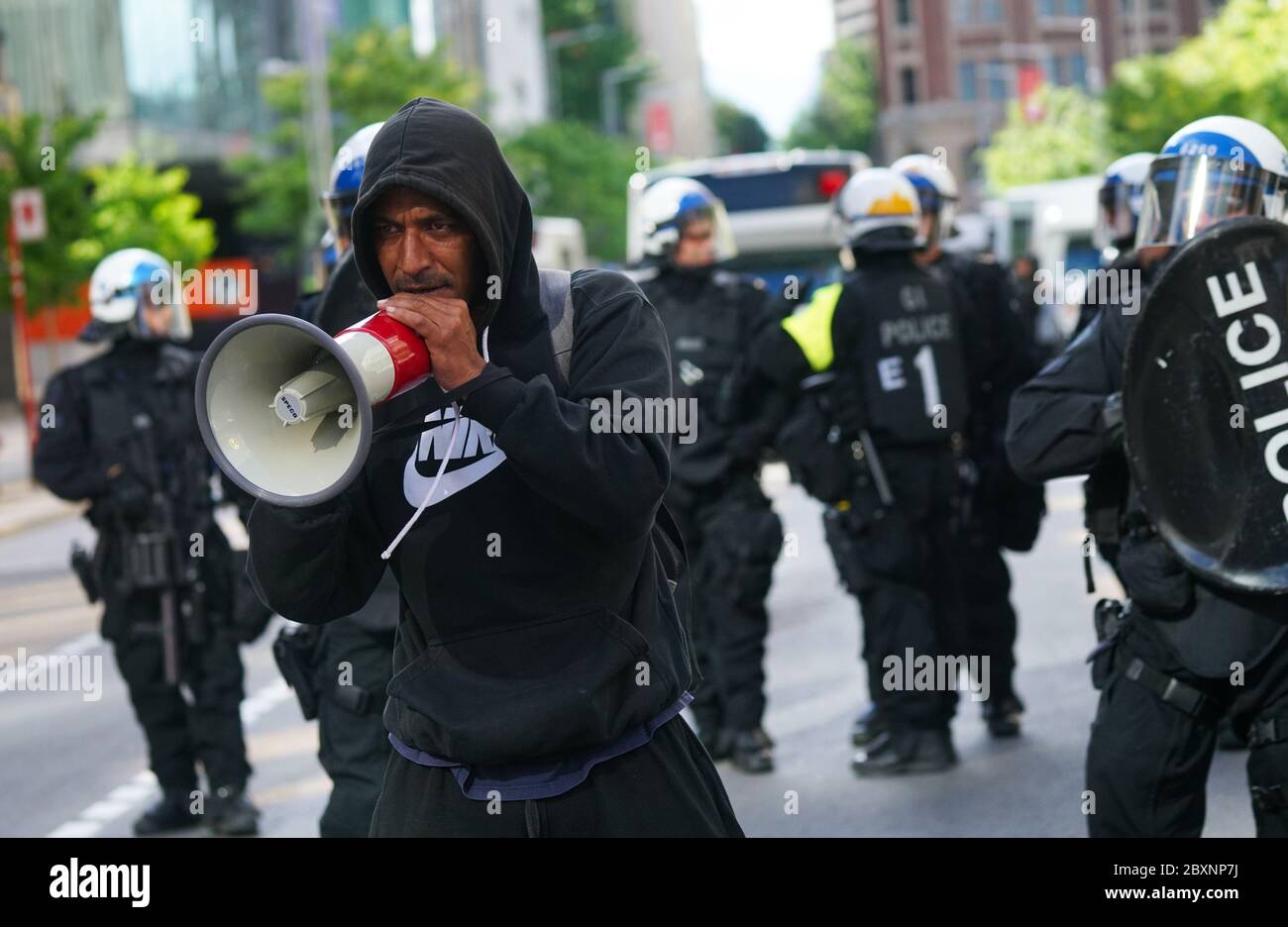 Montreal,Quebec,Canada,June 7, 2020.Police intervening at the Black ...