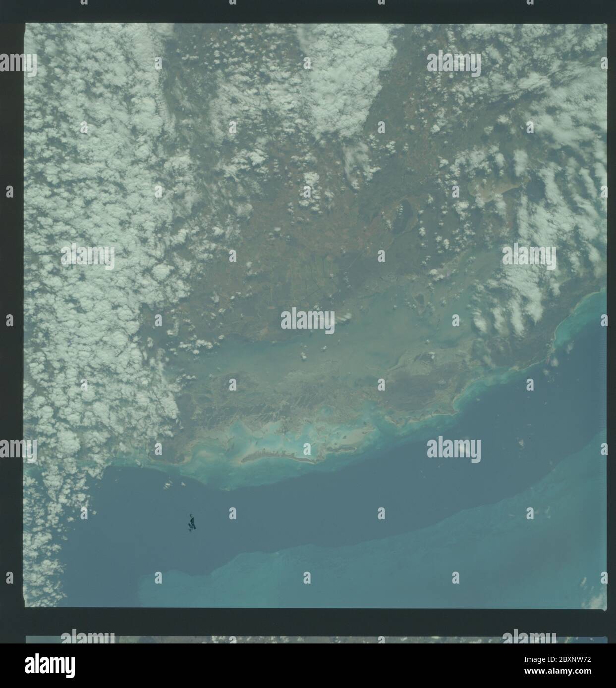 Old bahama channel hi-res stock photography and images - Alamy