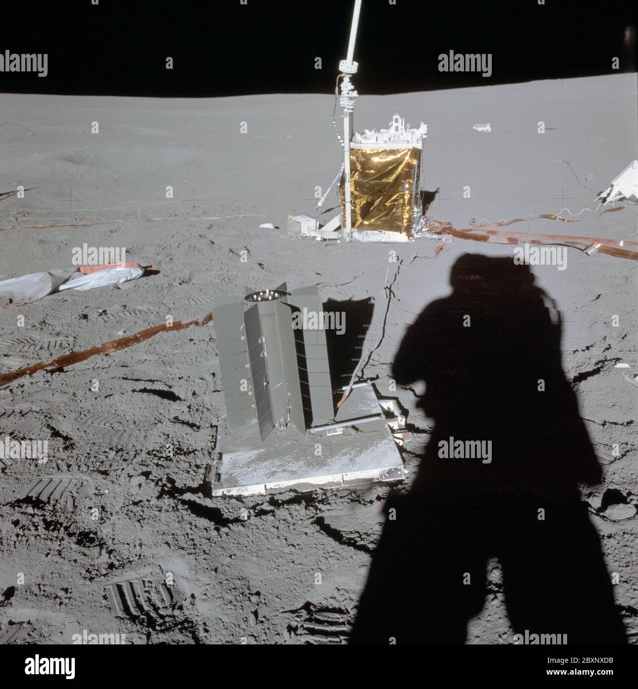 AS14-67-9366 - Apollo 14 - Apollo 14 Mission image - View of the ALSEP ...