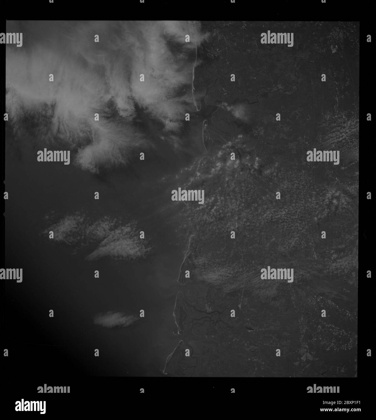 AS09-26B-3816B - Apollo 9 - Apollo 9 Mission image - S0-65 ...