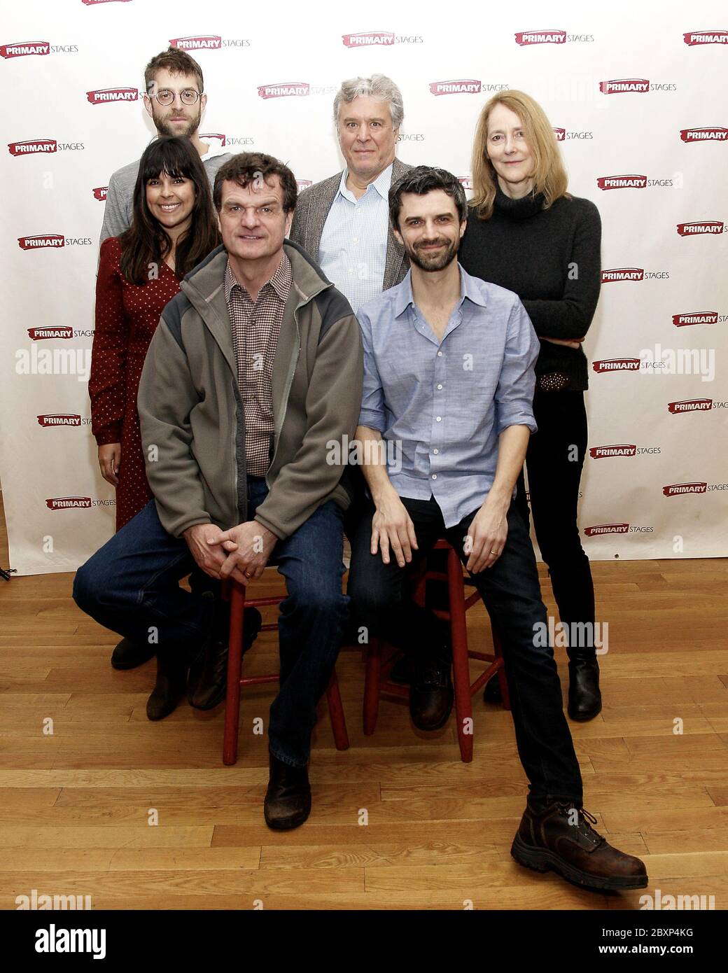 Dir cast hi-res stock photography and images - Alamy