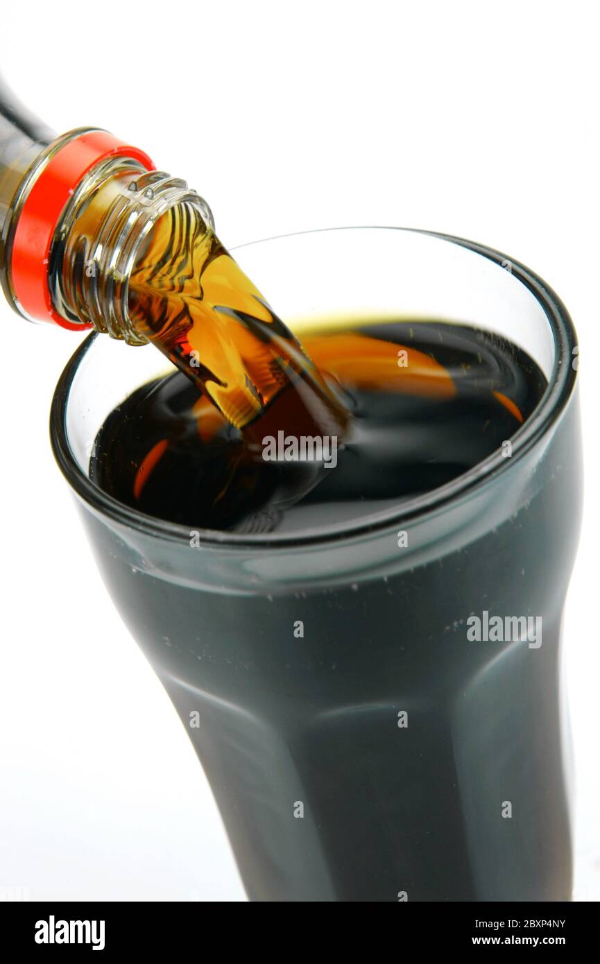 Pouring cold cola hi-res stock photography and images - Alamy
