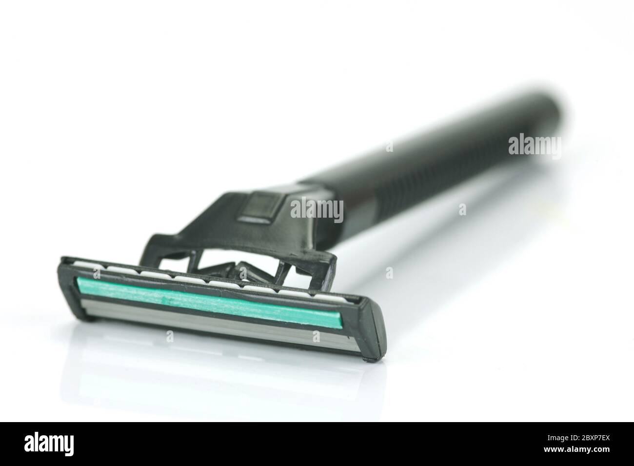 Razor shave hi-res stock photography and images - Alamy