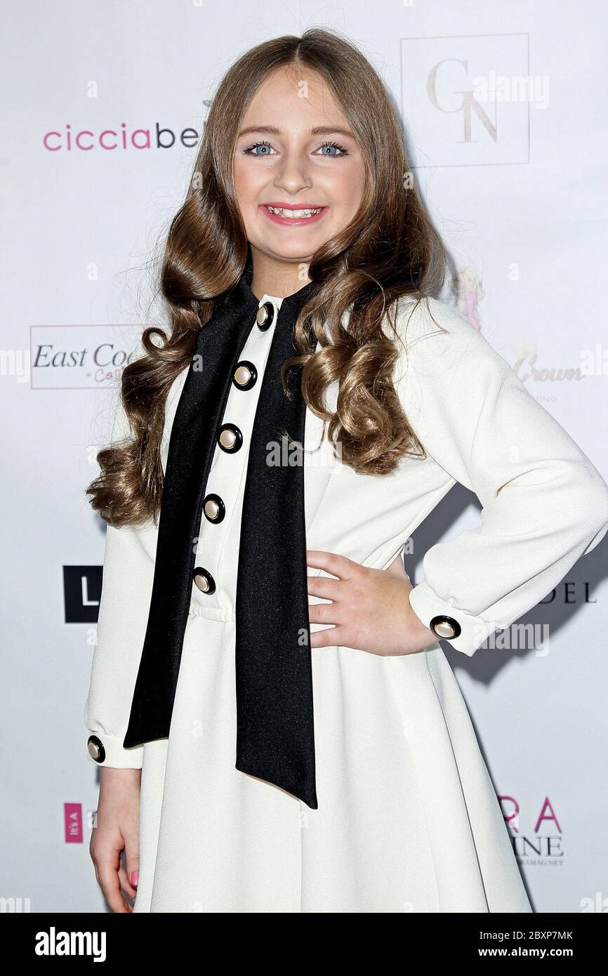 Isabella barrett hi-res stock photography and images - Alamy