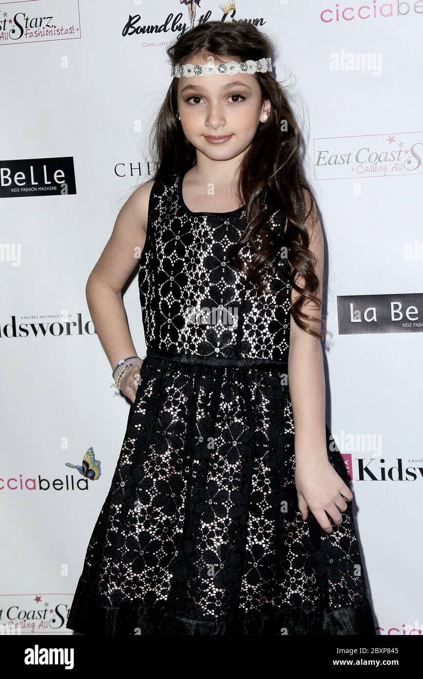 Michelle bella hi-res stock photography and images - Alamy