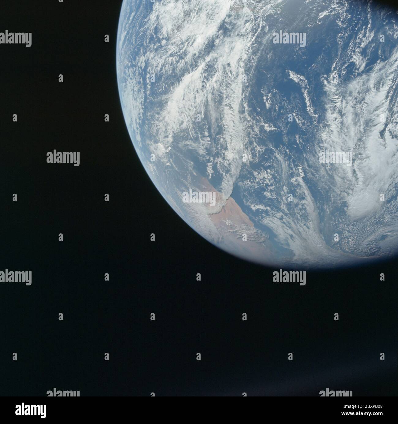 AS08-16-2588 - Apollo 8; Scope and content: The original database ...
