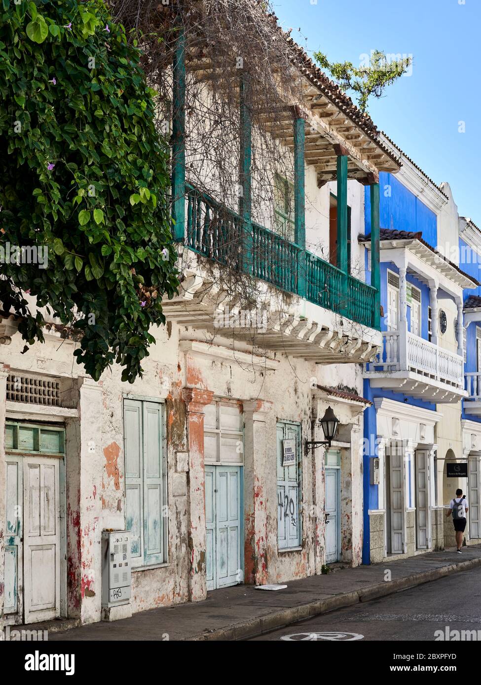 Caribbean colonial style house hi-res stock photography and images - Alamy