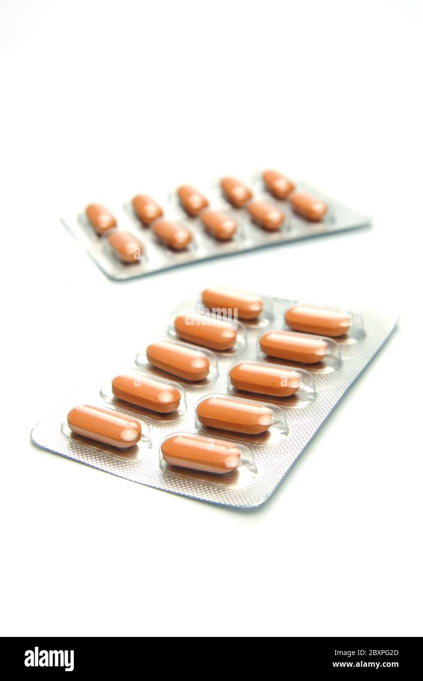 Pill packets hi-res stock photography and images - Alamy