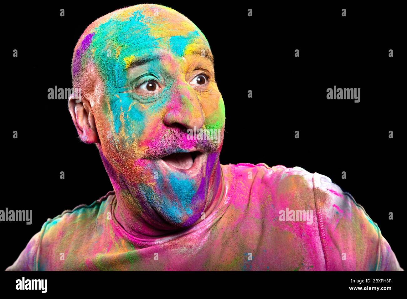 Brightly colored powder hi-res stock photography and images - Alamy
