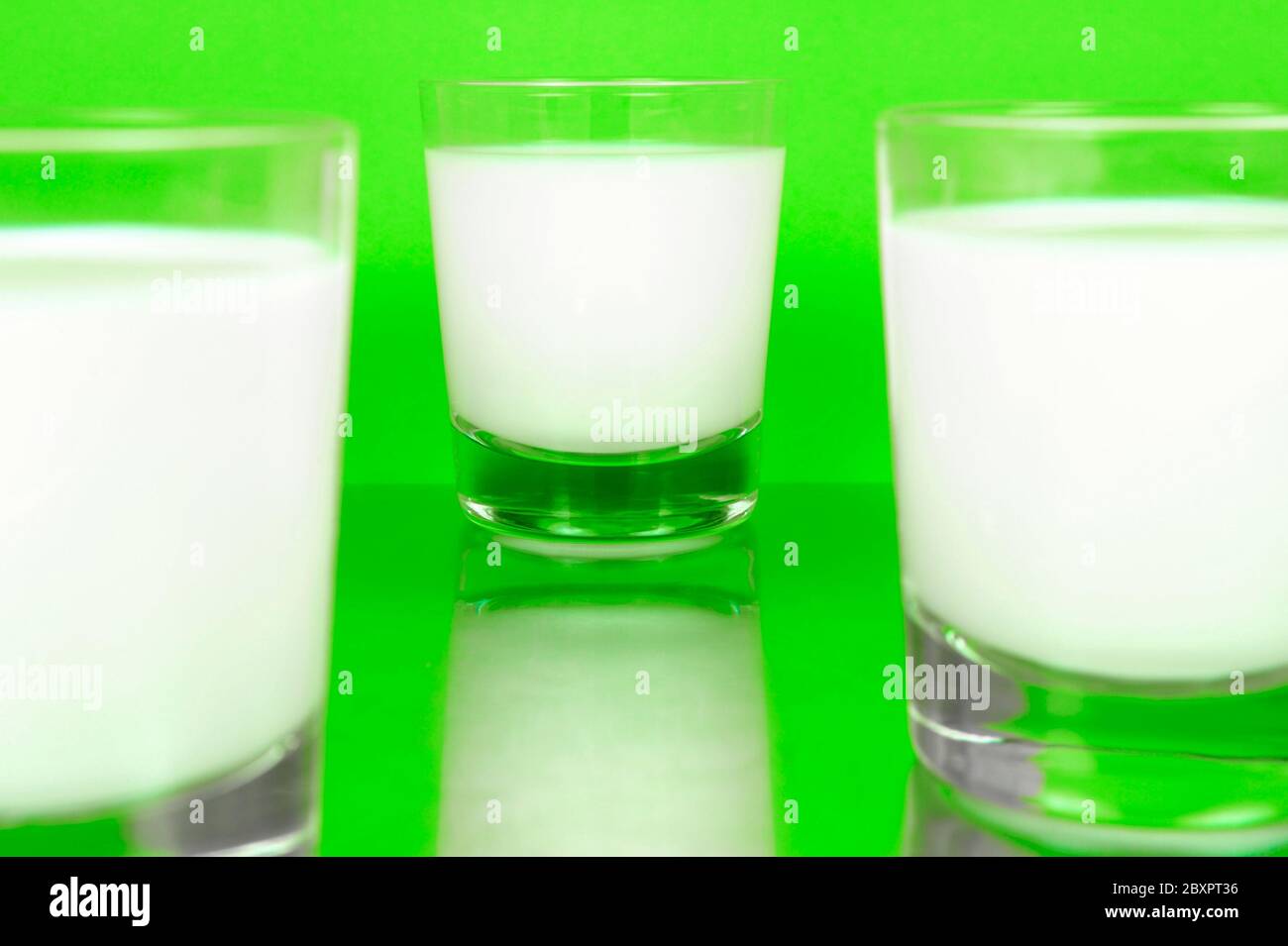 Full cream milk Stock Photo - Alamy