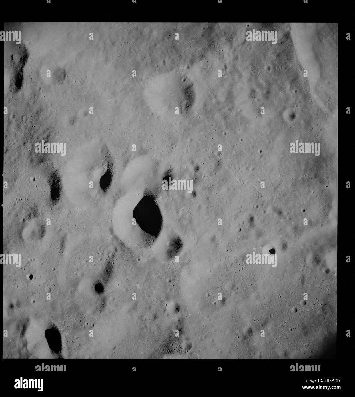 3 4 moon Black and White Stock Photos & Images - Alamy