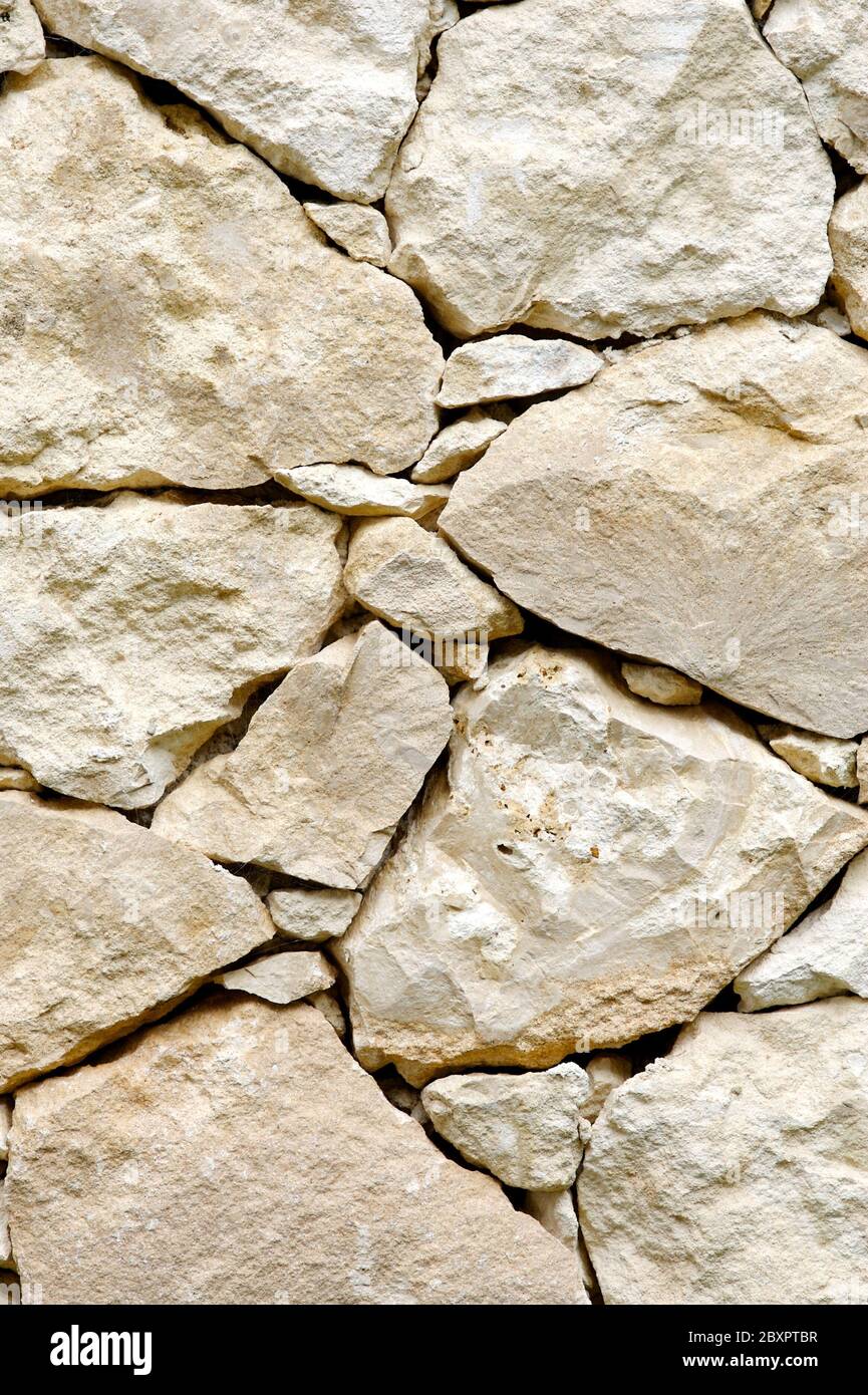 Limestone rock wall hi-res stock photography and images - Alamy