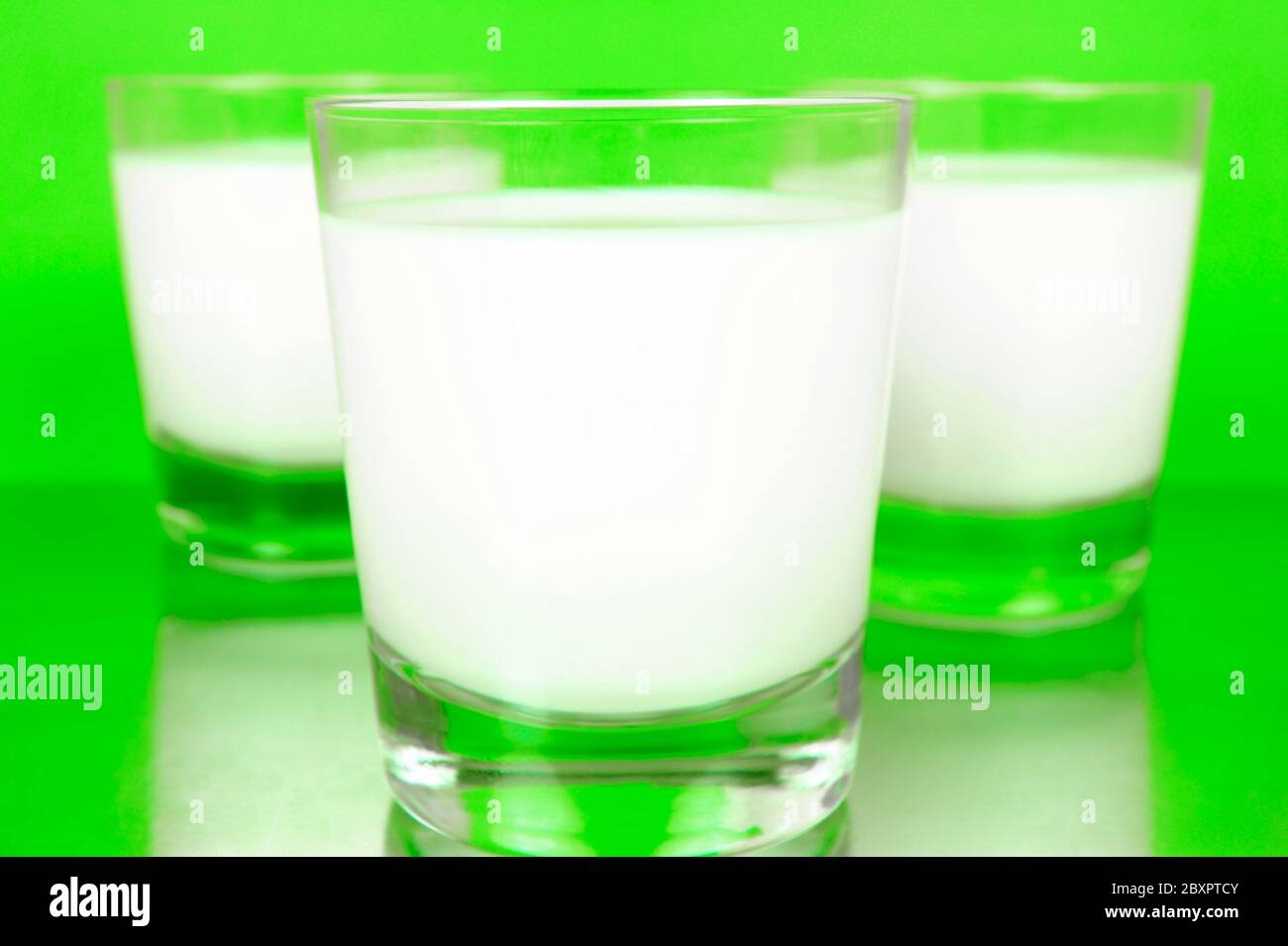 Full cream milk Stock Photo - Alamy