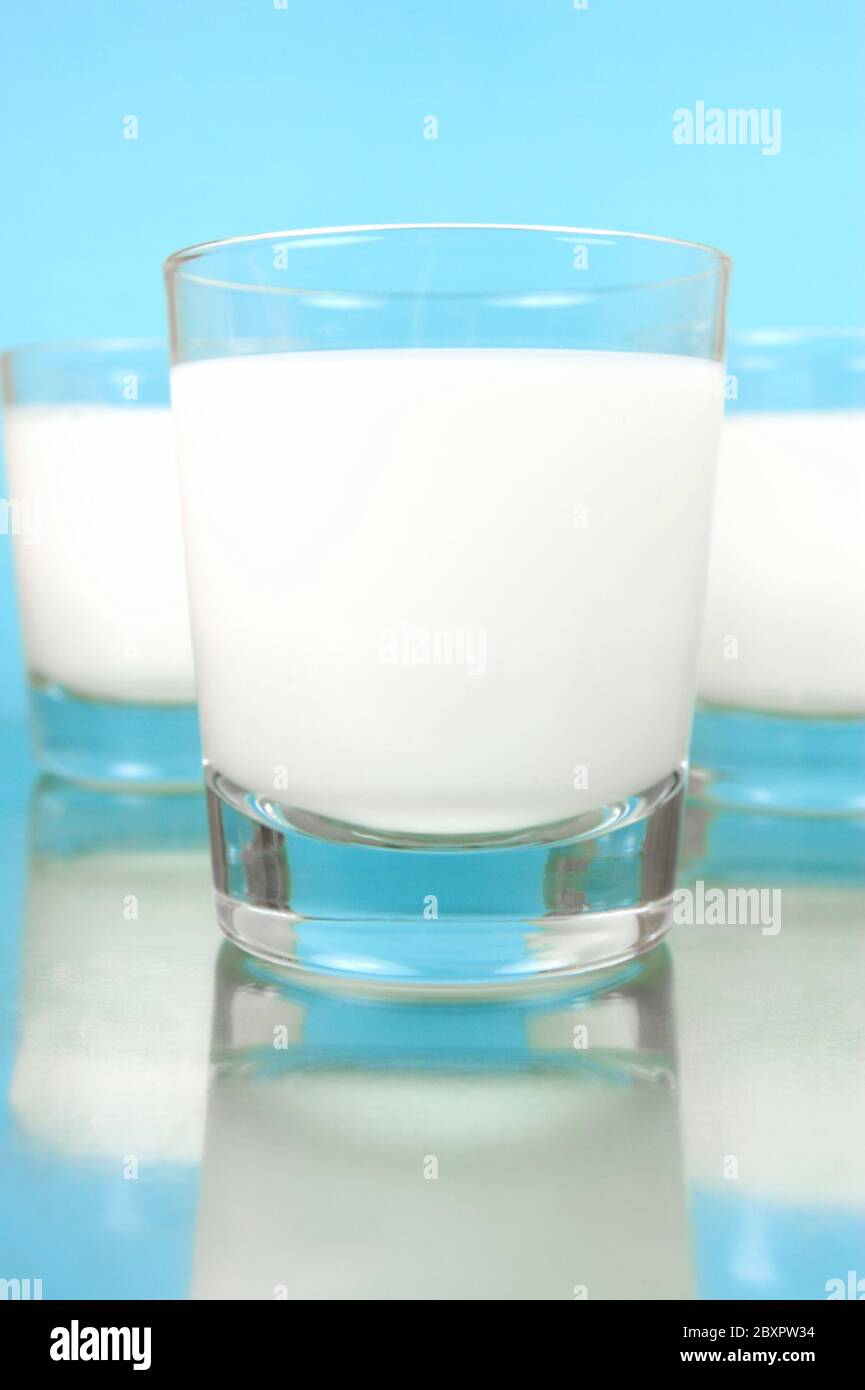 Full cream milk Stock Photo - Alamy