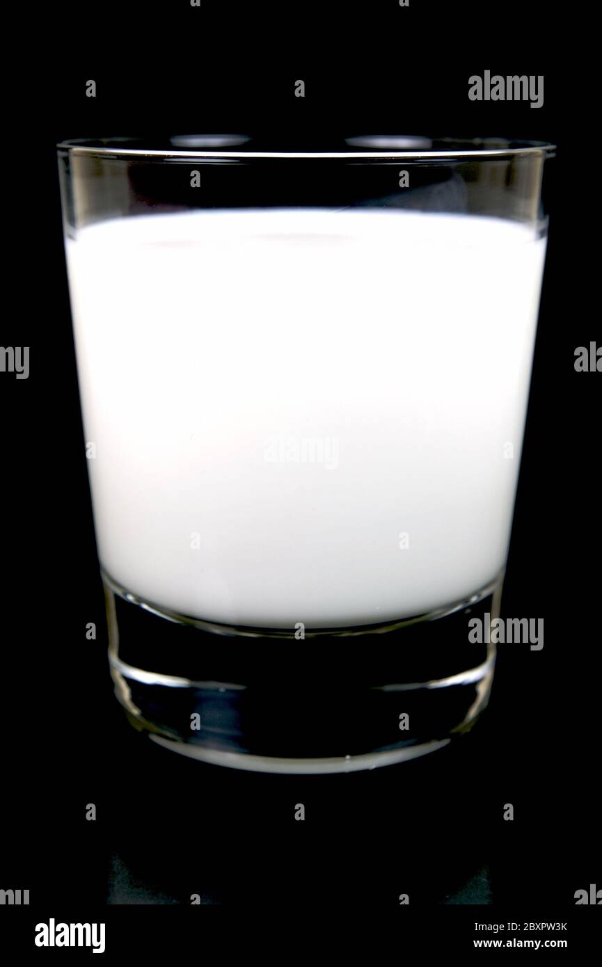 Full cream milk Stock Photo - Alamy